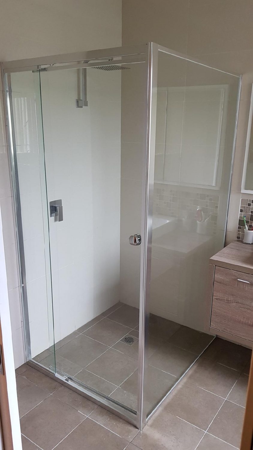 Semi Framed in Chrome | Pro Shower screens and Wardrobes